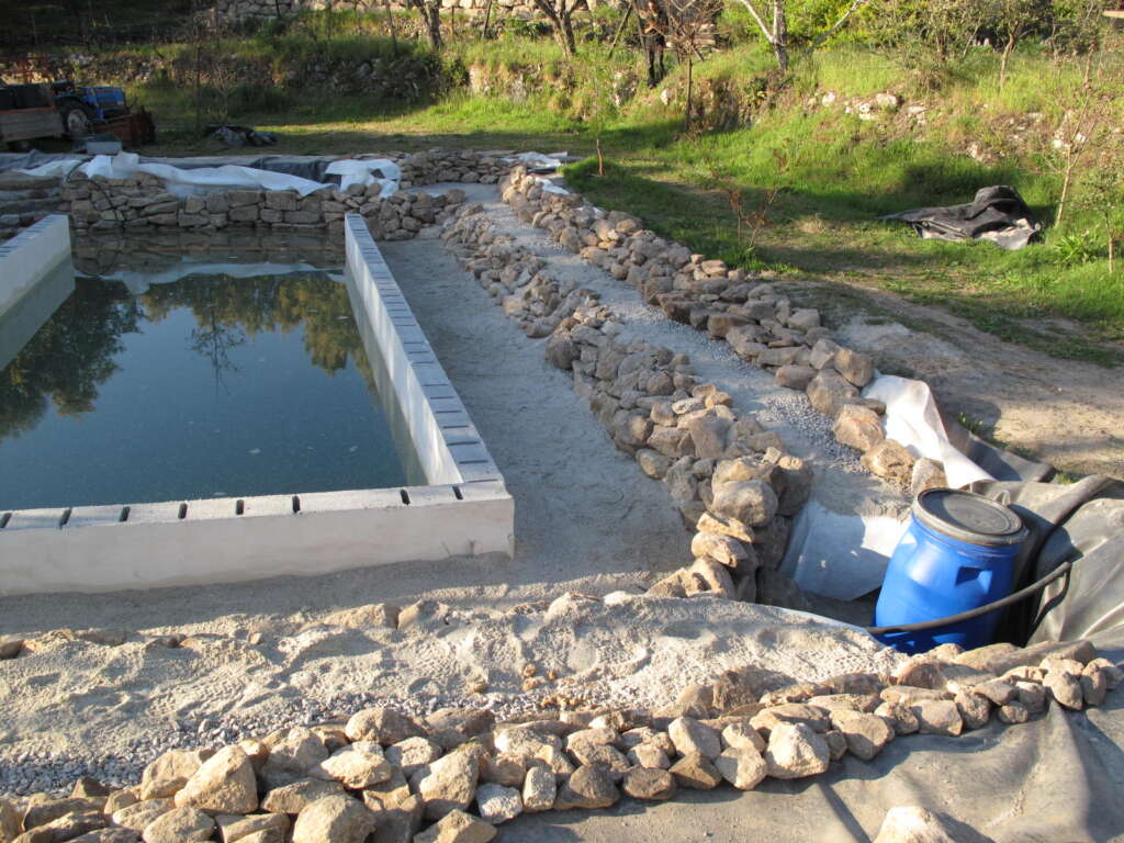 DIY Natural Swimming Pool in Portugal • Quinta Kania